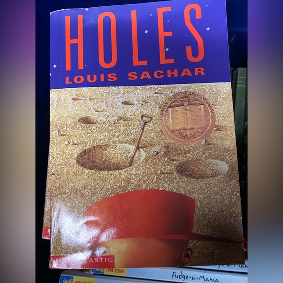 Other | Gently Used Set Of 9 Books Holes By Louis Sachar | Poshmark